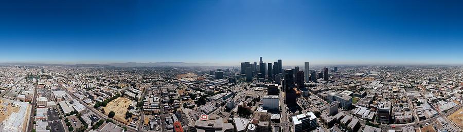 Stunning 360° Skyline: Arena Designs' Glass-Encased Downtown Gem Revealed