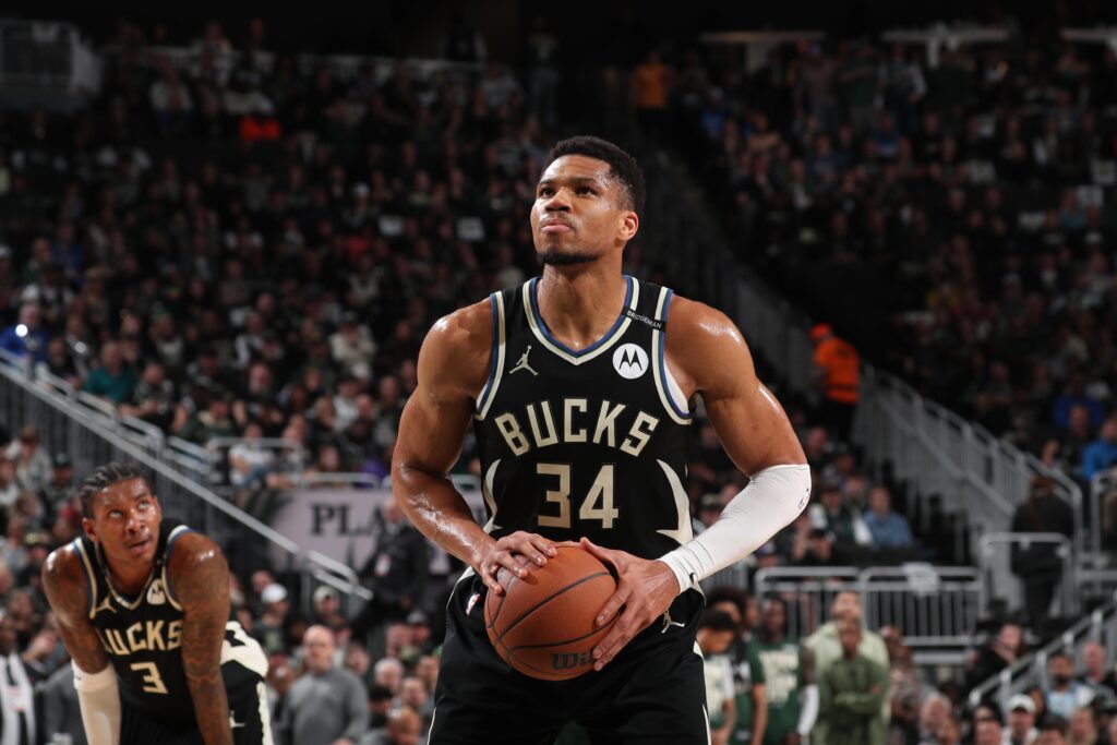 Milwaukee Bucks vs. Toronto Raptors Highlights & Full Boxscore | Oct 24 ...